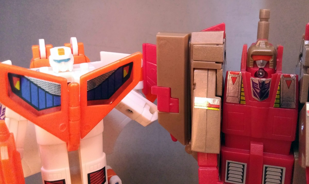 Geek Review: Transformers Platinum Edition Blitzwing and Astrotrain ...