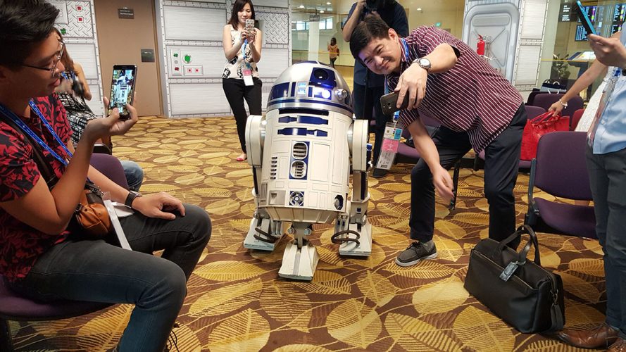 The ANA R2-D2 Jet In-Flight Experience Like No Other | Geek Culture