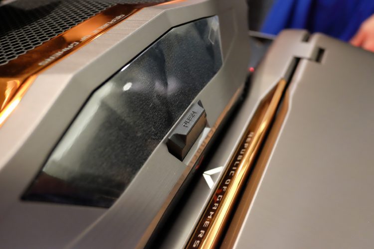 The ASUS ROG GX700 is laptop gaming decadence | Geek Culture