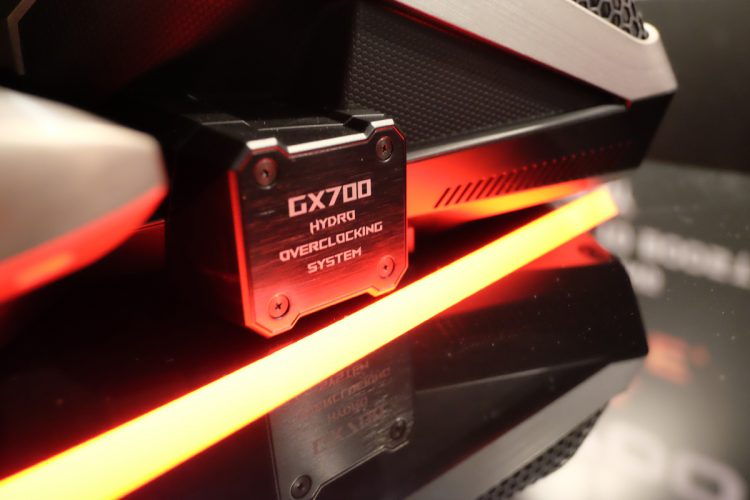 The ASUS ROG GX700 is laptop gaming decadence | Geek Culture