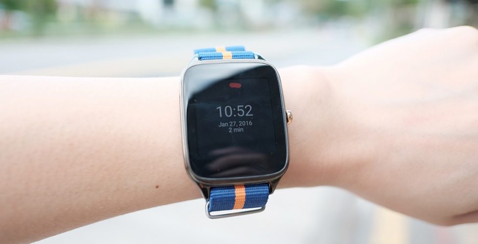 Geek Review: ASUS ZenWatch 2 | Geek Culture