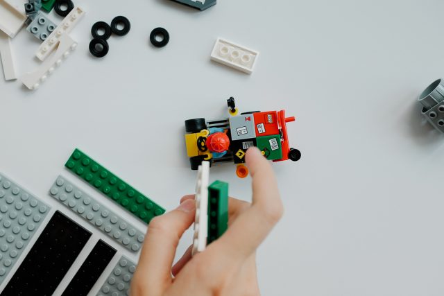 Geek Review: LEGO City Airport Cargo Plane 60101 | Geek Culture
