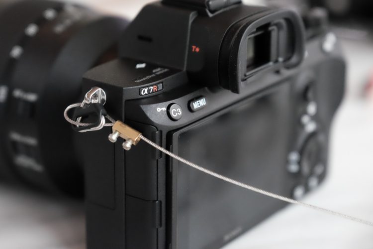 The Sony A7R III: Hands On With The Full Framed Beast | Geek Culture