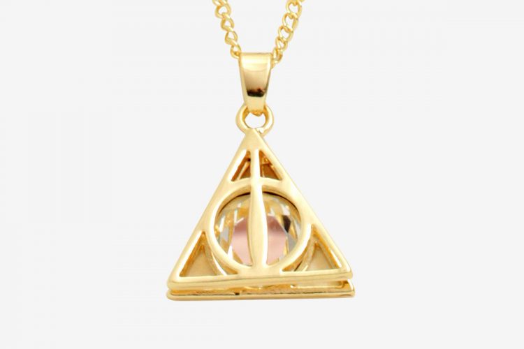 10 Magical Harry Potter Gifts For Potterheads | Geek Culture