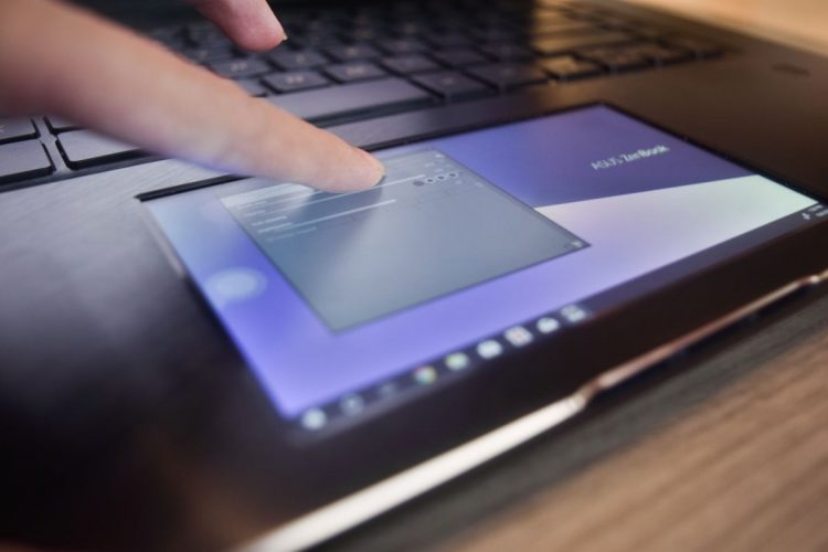 Drawing Inspiration With The ASUS ZenBook Pro! | Geek Culture