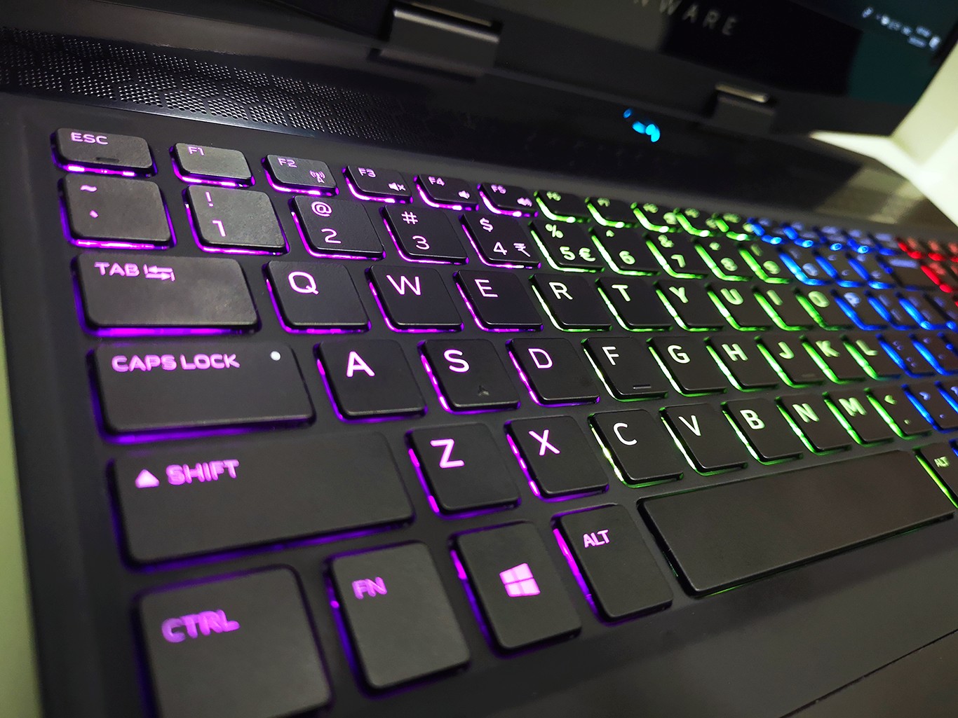 Geek Review: Alienware m15 | Geek Culture