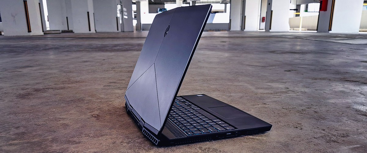 Geek Review: Alienware m15 | Geek Culture