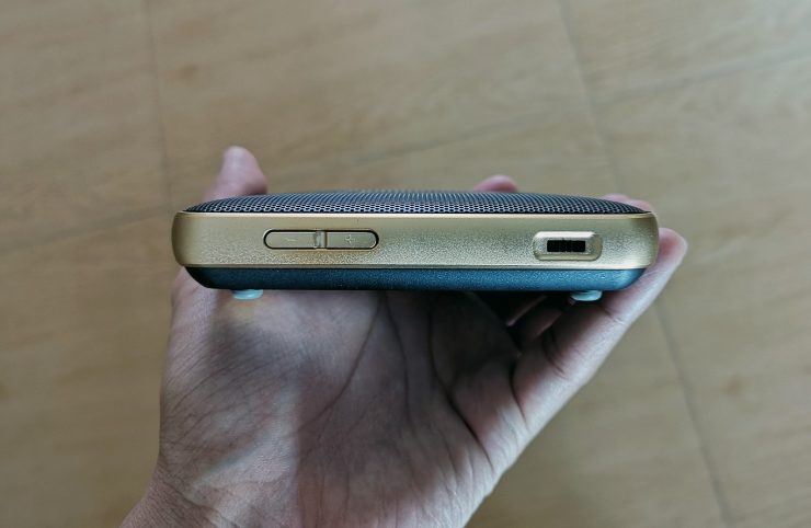 Geek Review: Canon Rayo S1 Mini Projector | Geek Culture