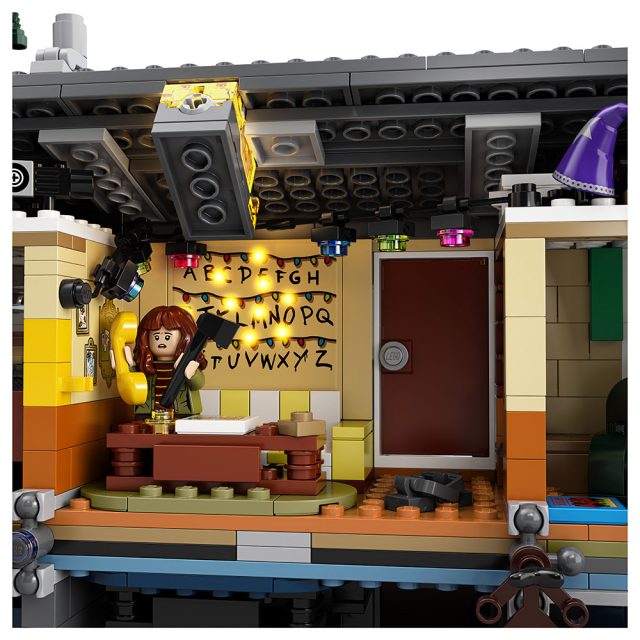 Official Look At The New Stranger Things LEGO 75810 The Upside Down ...