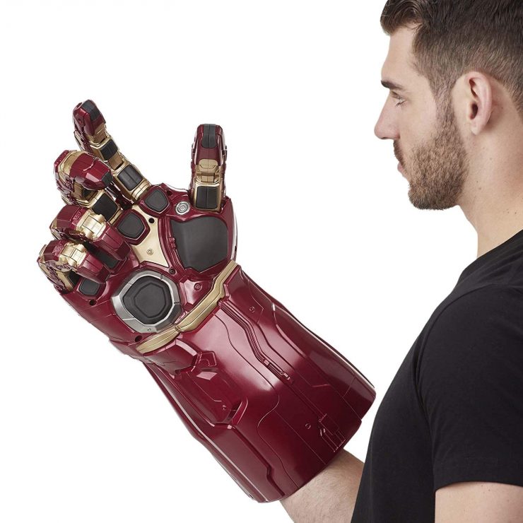 Hasbro's Marvel Legends Series Avengers: Endgame Nano Gauntlet Is Now ...