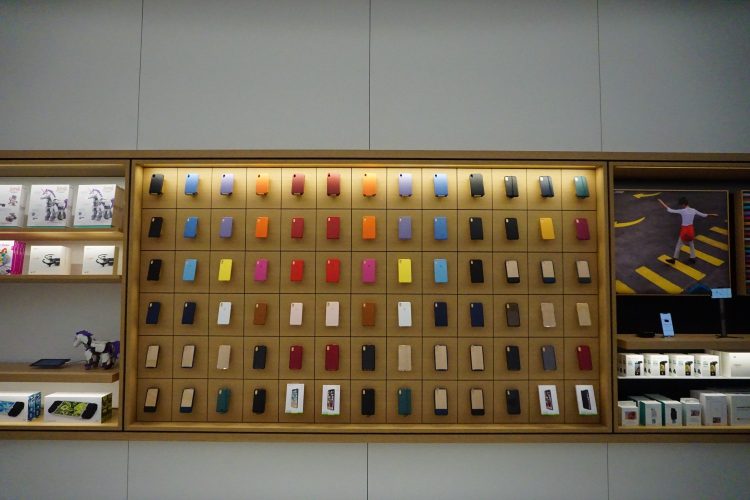 An Early Peek Into The Newest Apple Store At Jewel Changi Airport ...