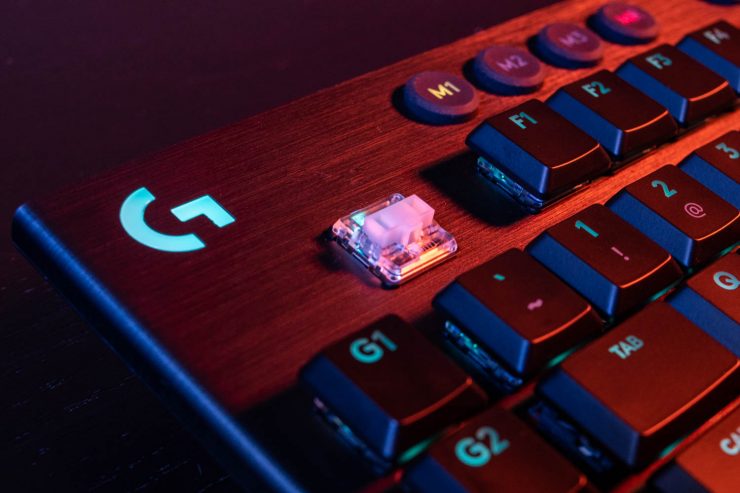 Geek Review: Logitech G915 Lightspeed Wireless RGB Mechanical Keyboard ...