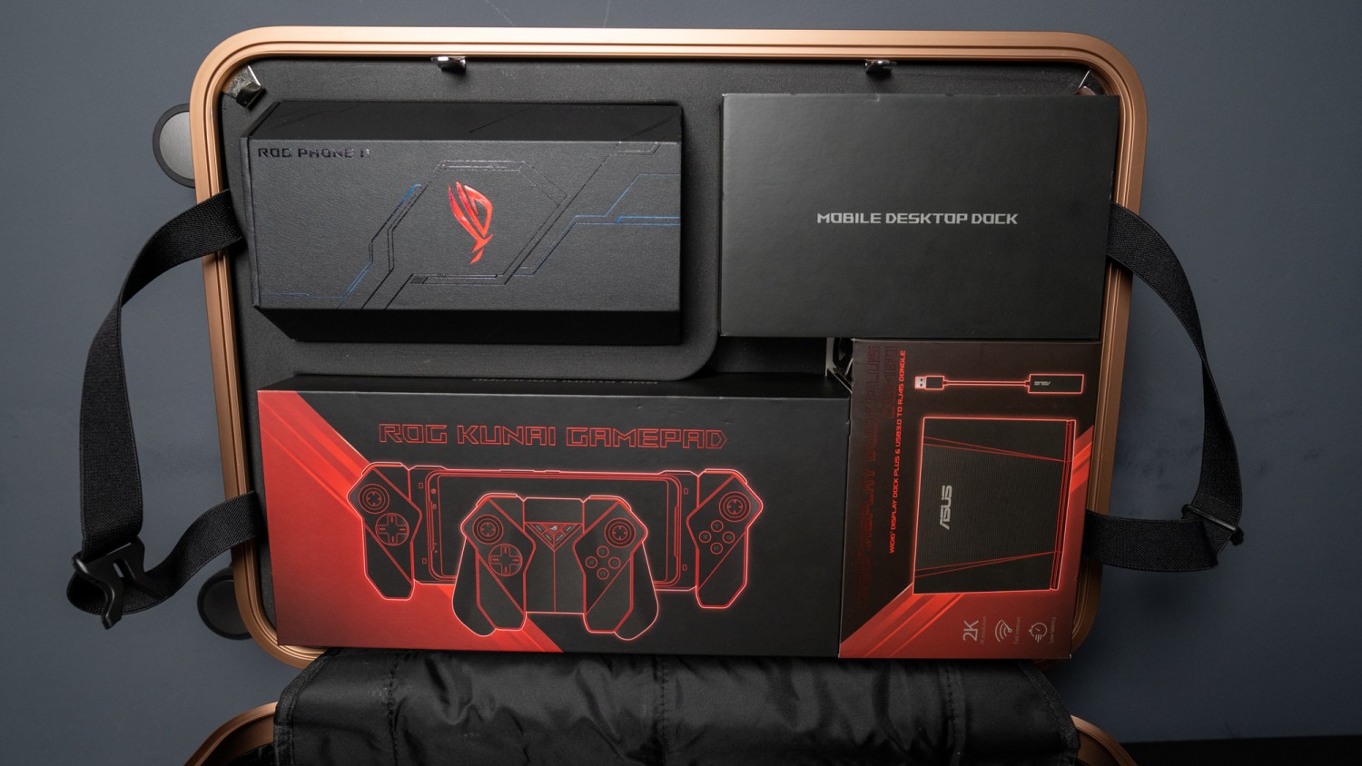 Overkill: The $1,298 ASUS ROG Phone II Accessory Kit | Geek Culture