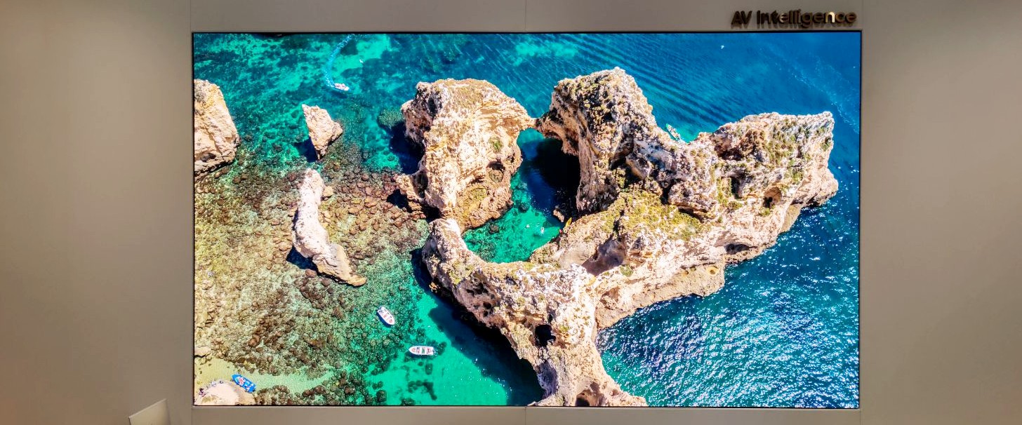 Samsung Releases Massive 292-Inch 8K Modular TV, The Wall Luxury, In ...