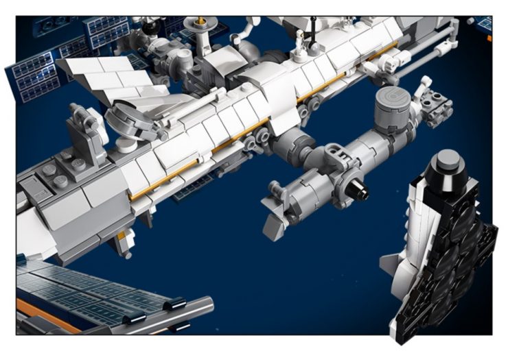 The LEGO Ideas 21321 International Space Station With Rotating Panels ...