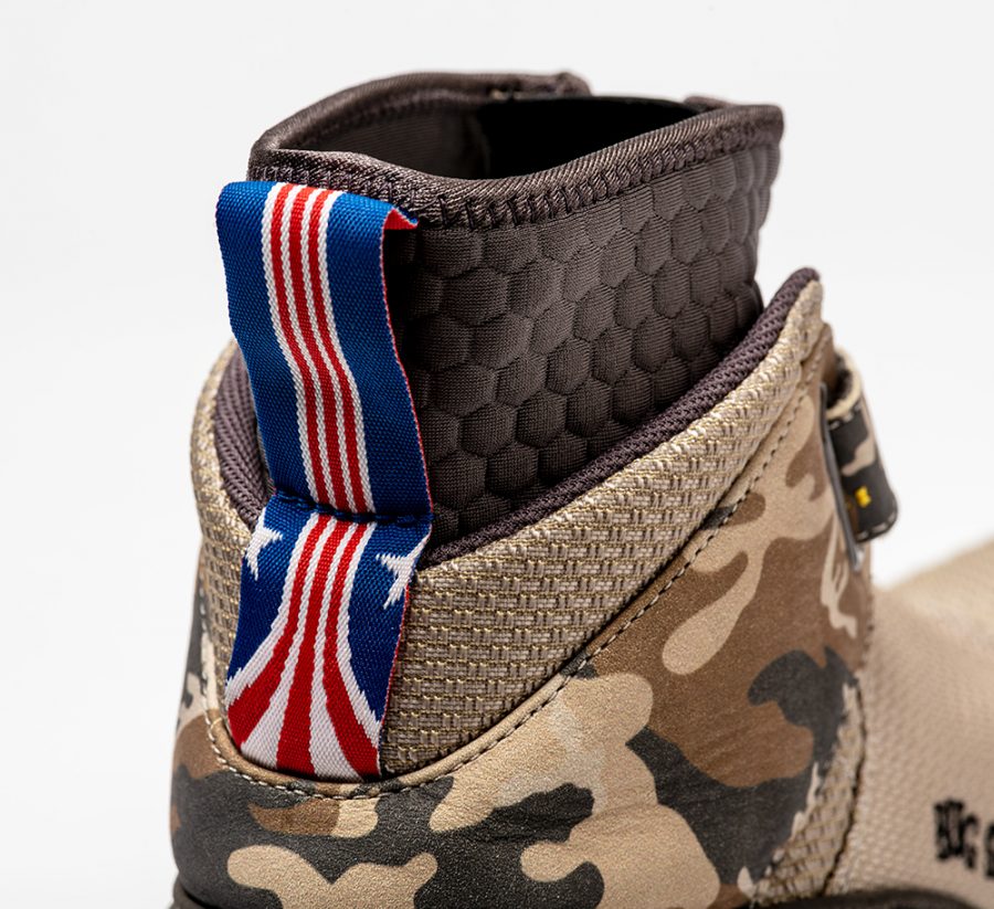 Reebok Celebrates Alien Day With Colonial Marines U.S.C.M. Bug Stomper ...