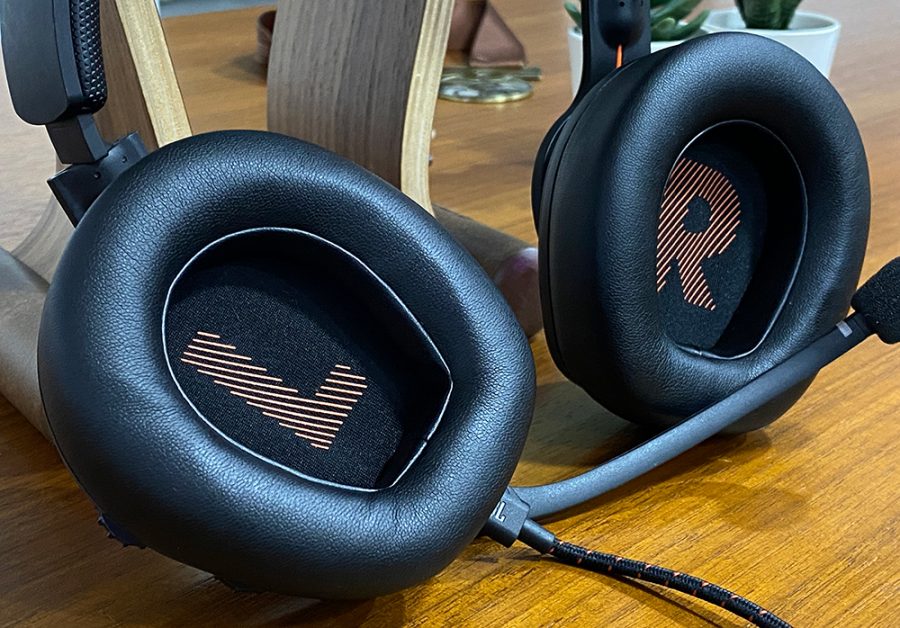 Geek Review: JBL Quantum 400 Gaming Headset | Geek Culture