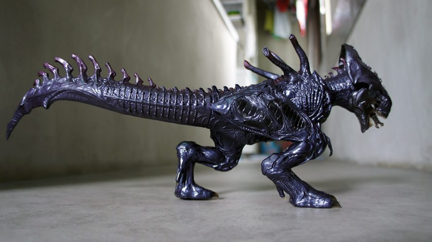 Geek Review: Rebor Broodlord X-Rex Metallic Variant Figurine (1/35 ...