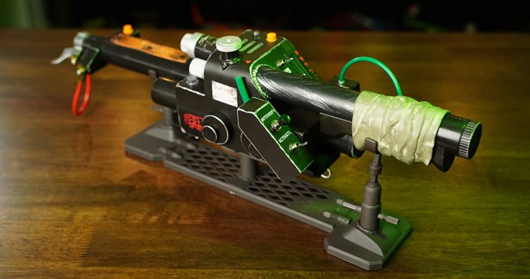 Geek Review: Hasbro Ghostbusters Plasma Series Spengler’s Neutrona Wand ...