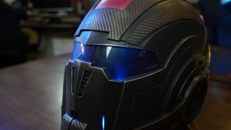 Unboxing The Mass Effect Legendary Cache With Wearable N7 Helmet | Geek ...