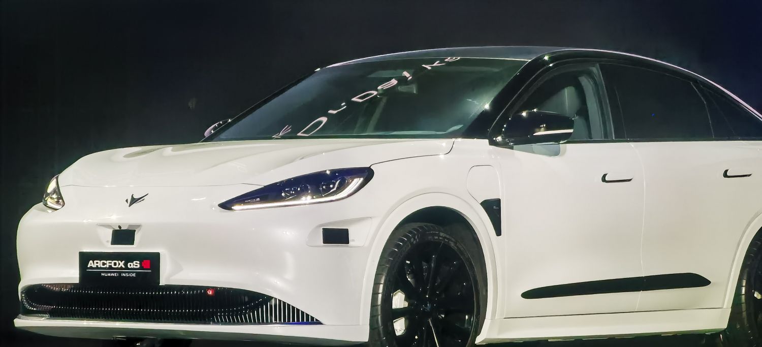 Huawei Wants To Pump US$1 Billion Into Smart Cars As It Diversifies ...
