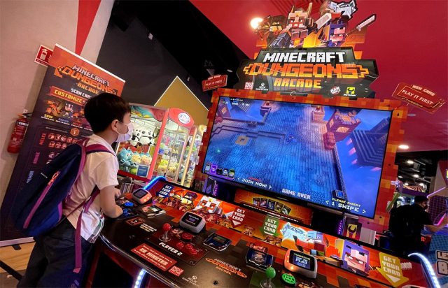 4-Player Minecraft Dungeons Arcade Is Now Playable Only At Timezone ...