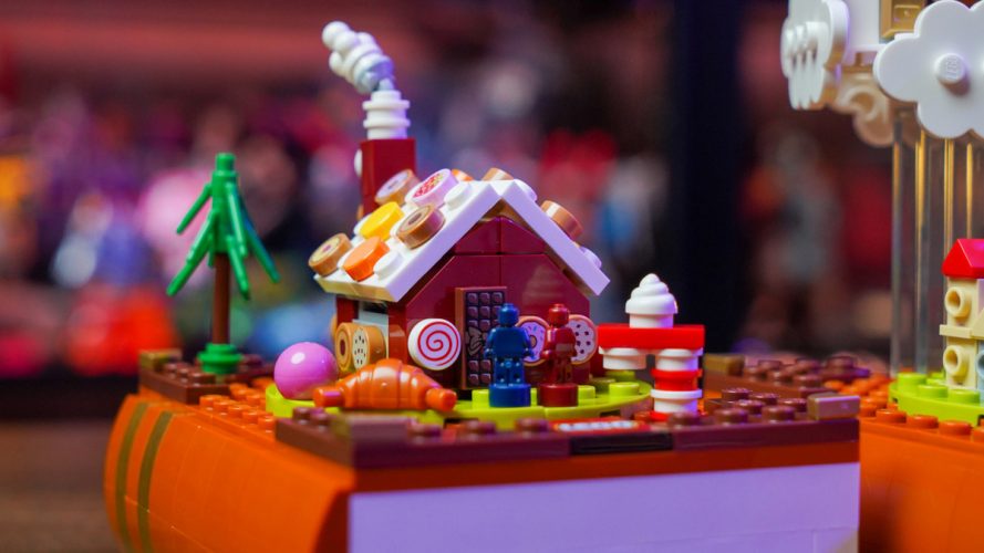 First Look At Toys”R”Us' Exclusive LEGO Bricktober 2021 Fairy Tale Sets ...