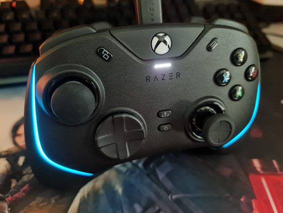 Geek Review: Razer Wolverine V2 Chroma Xbox Series X|S Controller ...