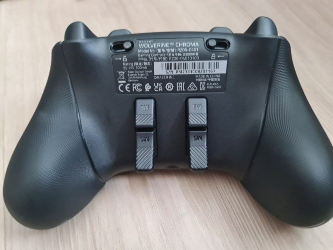 Geek Review: Razer Wolverine V2 Chroma Xbox Series X|S Controller ...