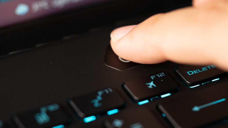 Geek Review: ROG Zephyrus M16 | Geek Culture