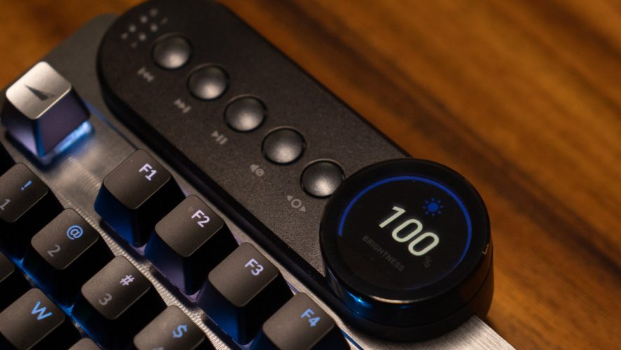 Geek Review: Mountain Everest Max Mechanical Keyboard | Geek Culture