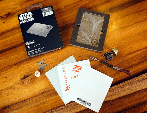 Unboxing & First Looks: Star Wars The Mandalorian Beskar Ingot Seagate ...