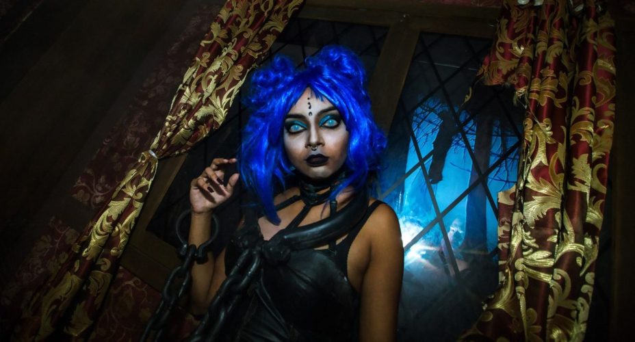 Halloween Horror Nights 10-Year Retrospective: A Look Back On Previous ...
