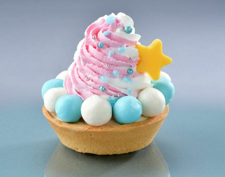 Bite Into Adorable Kirby Desserts At New Takeout-Only Themed Café In ...