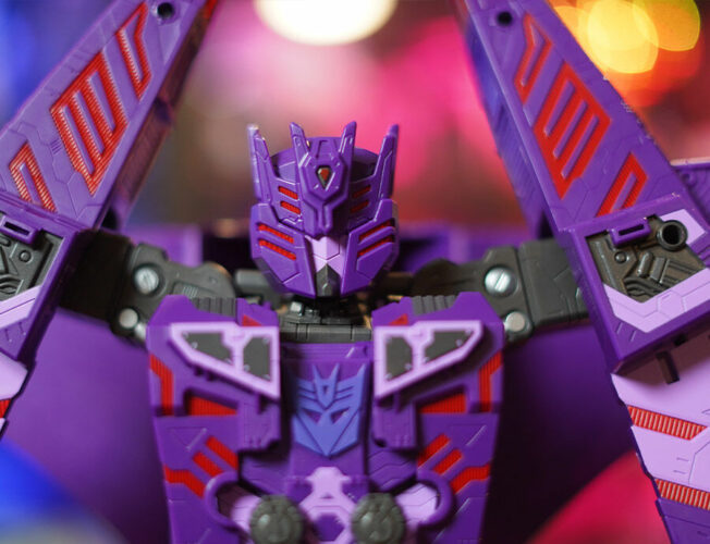 Unboxing Hasbro's Transformers Legacy: Evolution Titan Class Decepticon Nemesis | Geek Culture