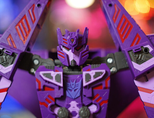Unboxing Hasbro's Transformers Legacy: Evolution Titan Class Decepticon Nemesis | Geek Culture