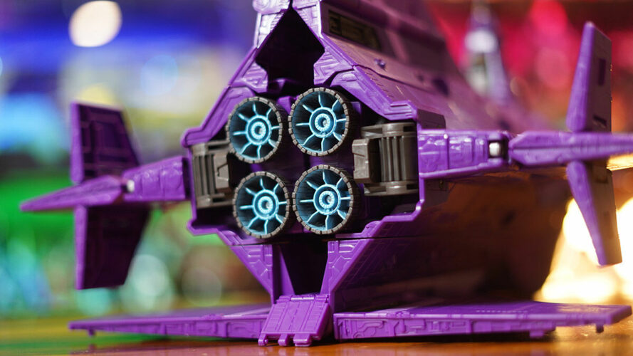 Unboxing Hasbro's Transformers Legacy: Evolution Titan Class Decepticon Nemesis | Geek Culture