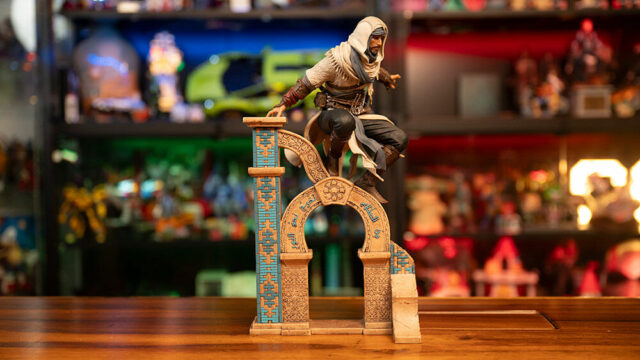 Unboxing The Assassin's Creed Mirage Collector's Case | Geek Culture