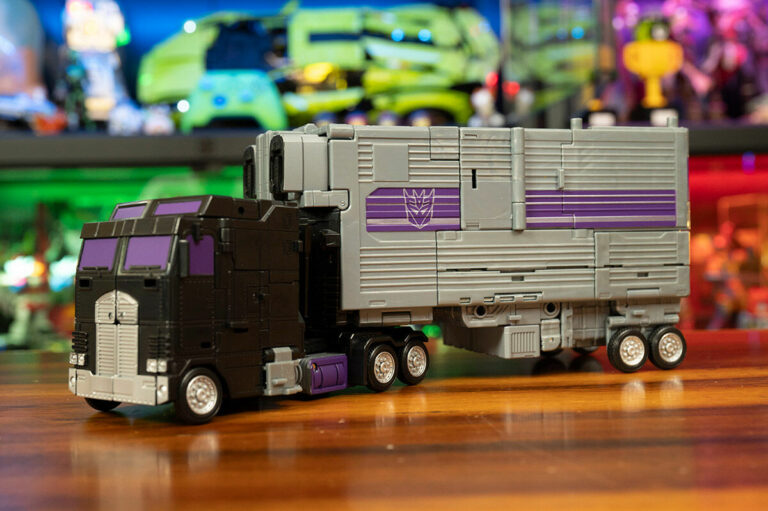 Unboxing The Transformers Legacy: Evolution Stunticon Menasor Multipack ...