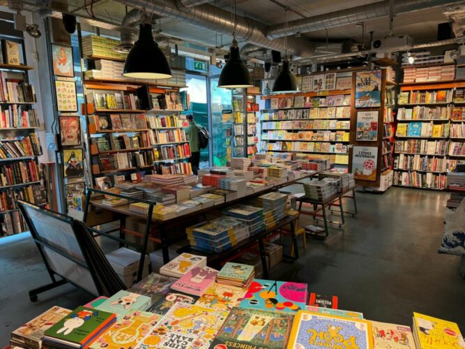 Geek's Guide to Toy And Comic Shopping In London 2024 | Geek Culture