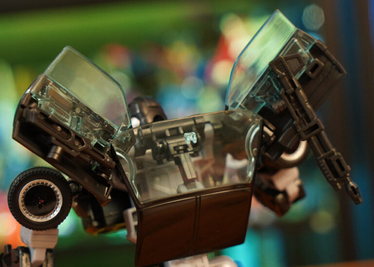 Knight Rider x Transformers Autobot Agent Knight - Hasbro Unboxing ...