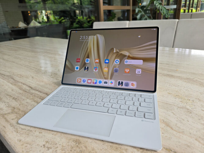 Huawei Watch Ultimate Aces With Golf Features; Watch GT 5 Series & Anti ...