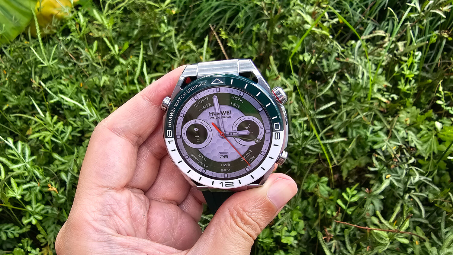 Huawei Watch Ultimate Aces With Golf Features; Watch GT 5 Series & Anti ...