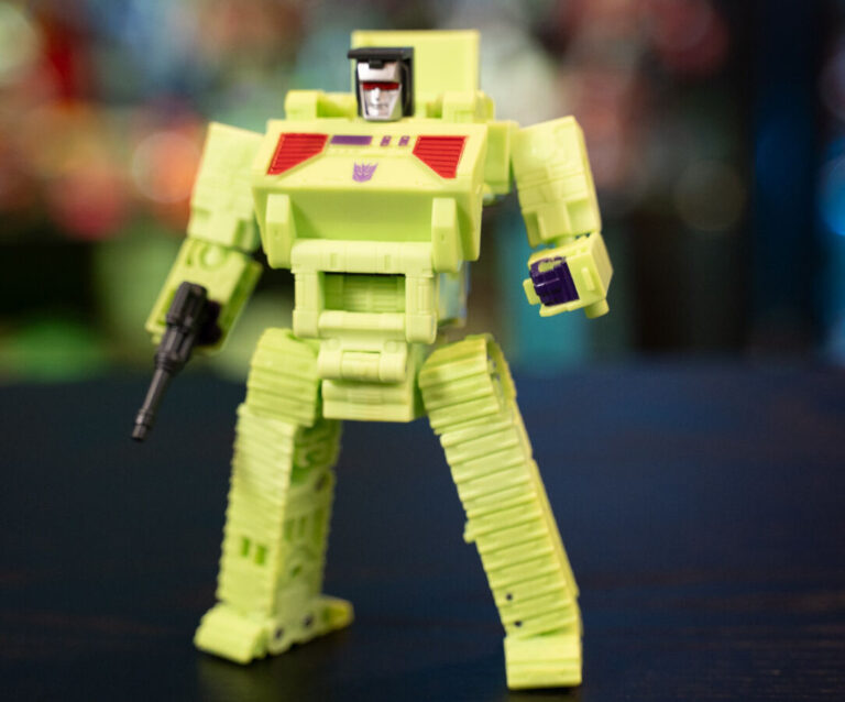 Hasbro's Transformers Studio Series Constructicon Combiners: Start Your ...