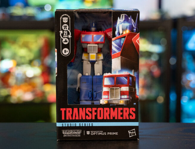 Hasbro's Transformers Studio Series Constructicon Combiners: Start Your ...