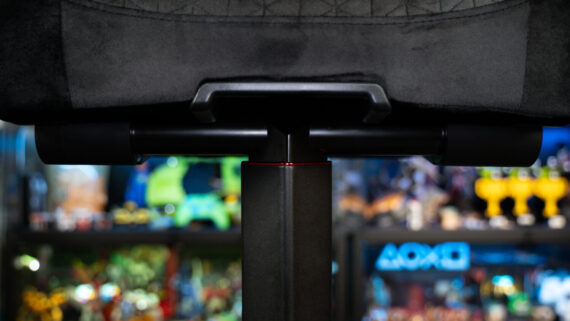 Secretlab Otto Adjustable Legrest - Review | Geek Culture